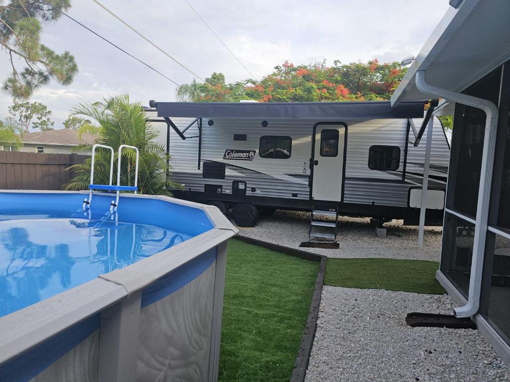 Cozy caravan in wonderful Fort Myers, Fort Myers (updated prices 2026)