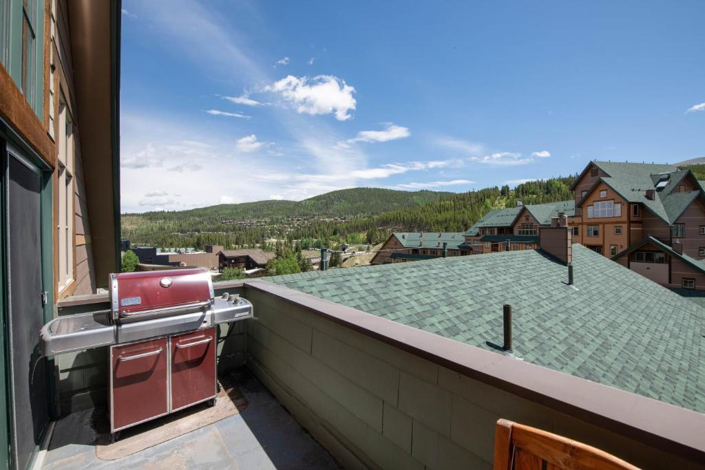 Select Unit 1710 - 2BR - Zephyr Mountain Lodge condo, Winter Park ...