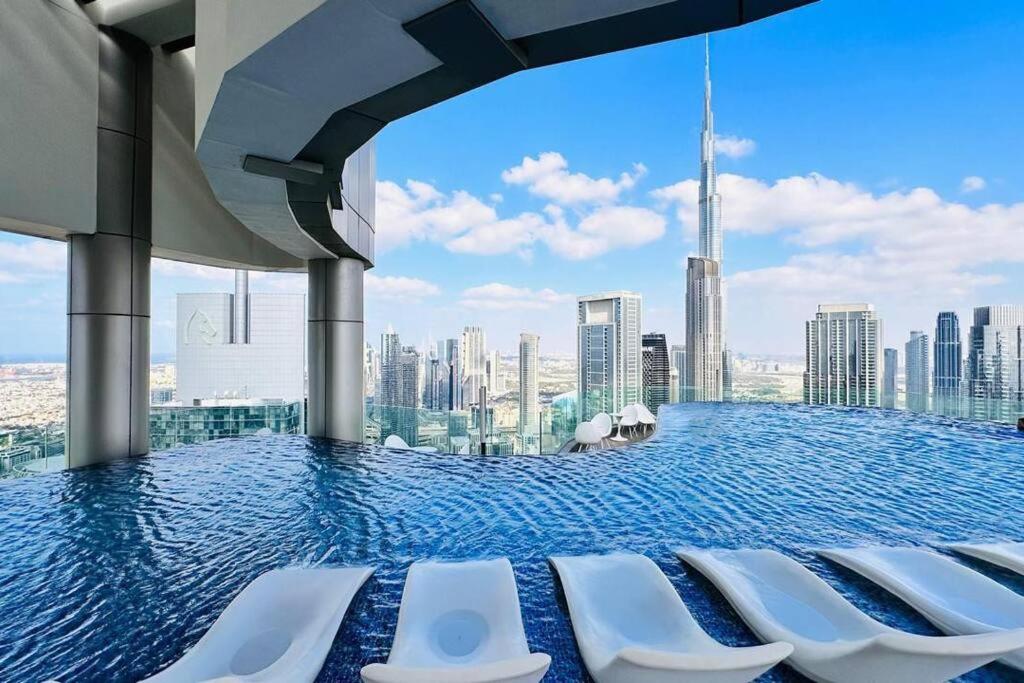 Manzil - 1BR in Business Bay with Rooftop Infinity Pool, Dubai (updated ...