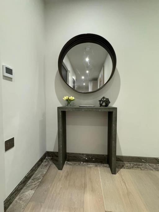 Luxurious Studio - Central Prime Reading Location- CHRL F18, Reading (updated prices 2025)