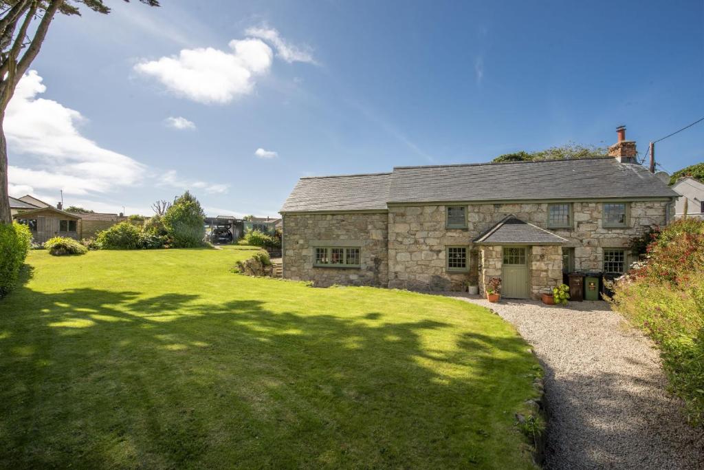 Fairings, St Ives, St Ives (updated prices 2026)