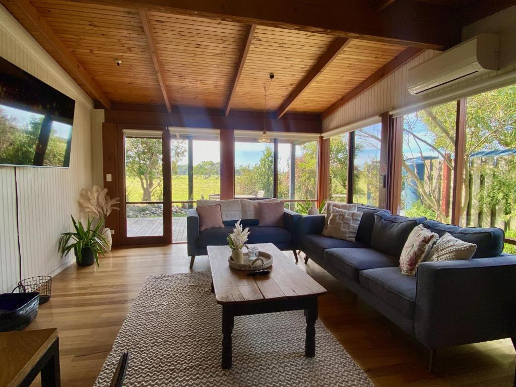 Prom Coast Oasis - Sandy Point, Sandy Point (updated prices 2025)