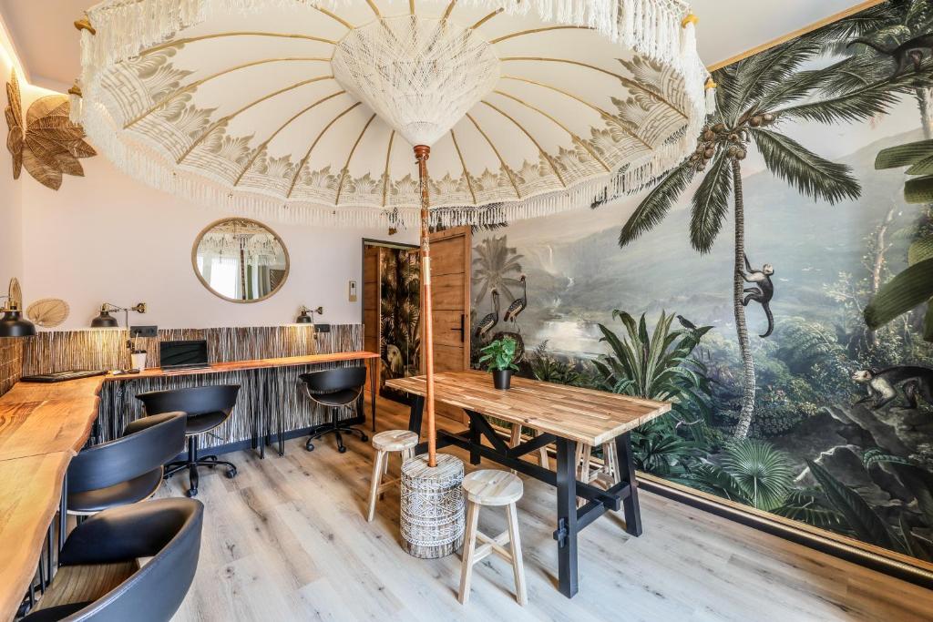 elíseo - livingCoworking - Malasaña, मैड्रिड की (2026 के लिए अपडेट हुई ...