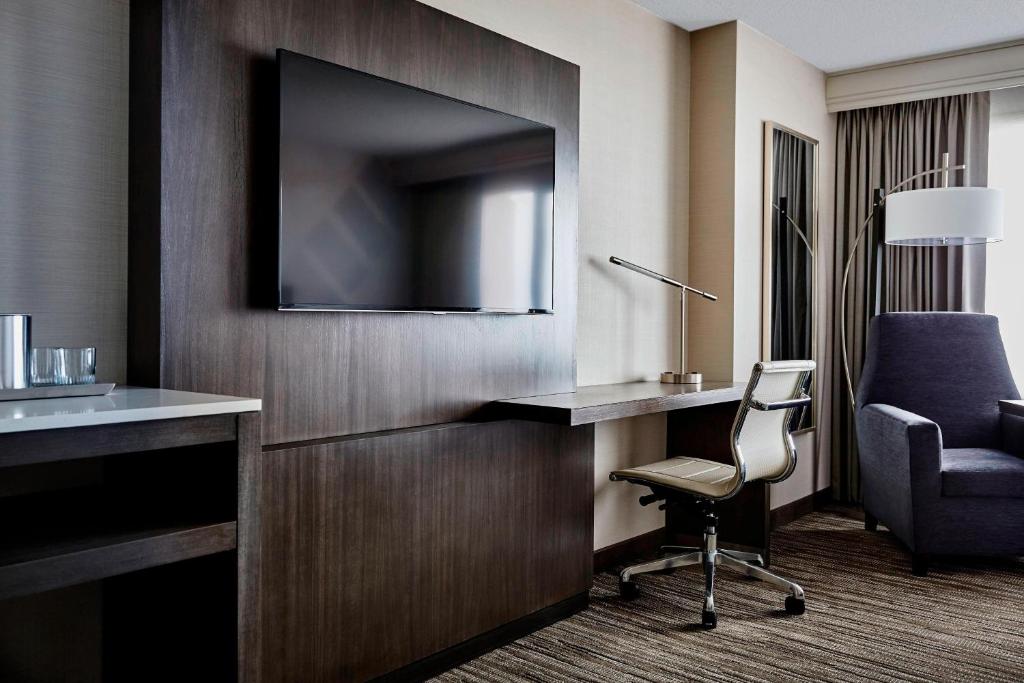 San Francisco Airport Marriott Waterfront, Burlingame (updated prices 2025)