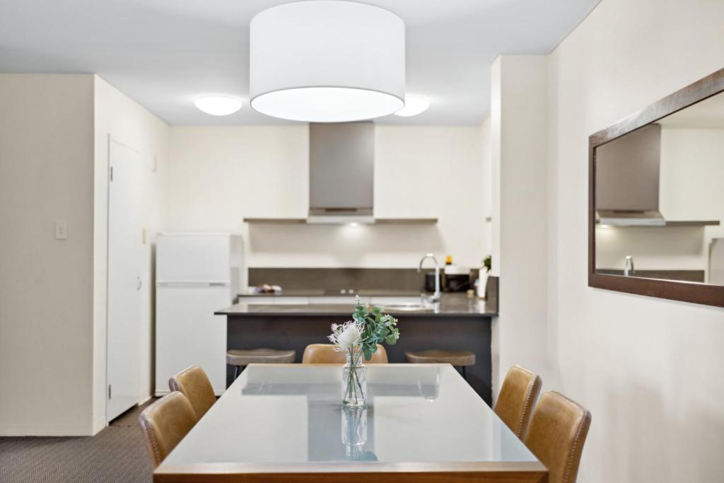 Urban Oasis on Hay Street, Perth (precios actualizados 2026)