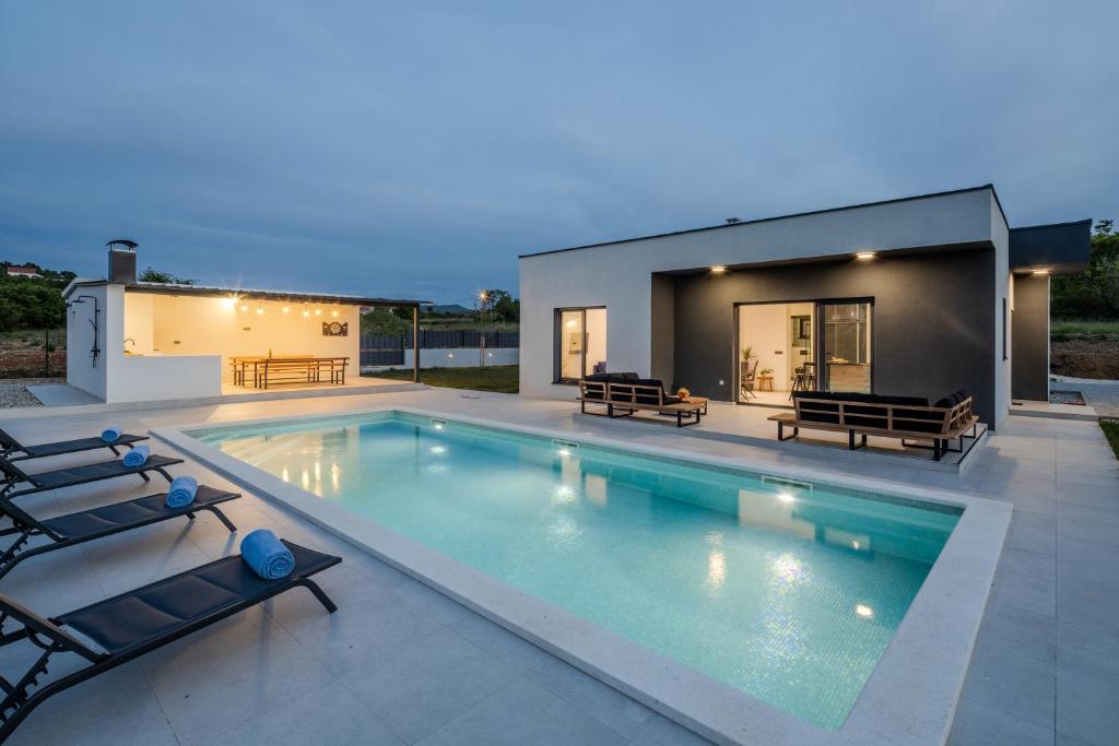 Villa Vedro nebo, XL heated pool, Umljanović (aktualisierte Preise für ...