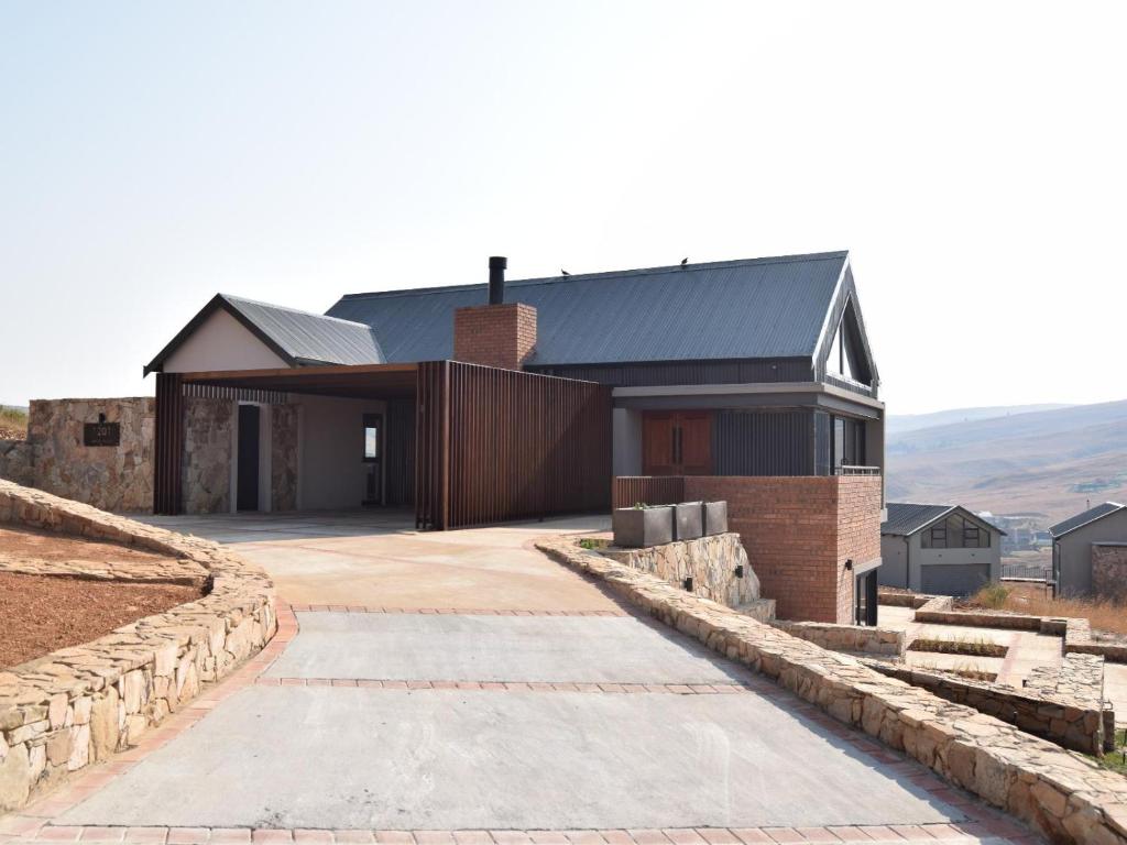 Hururu House, Dullstroom (updated prices 2026)