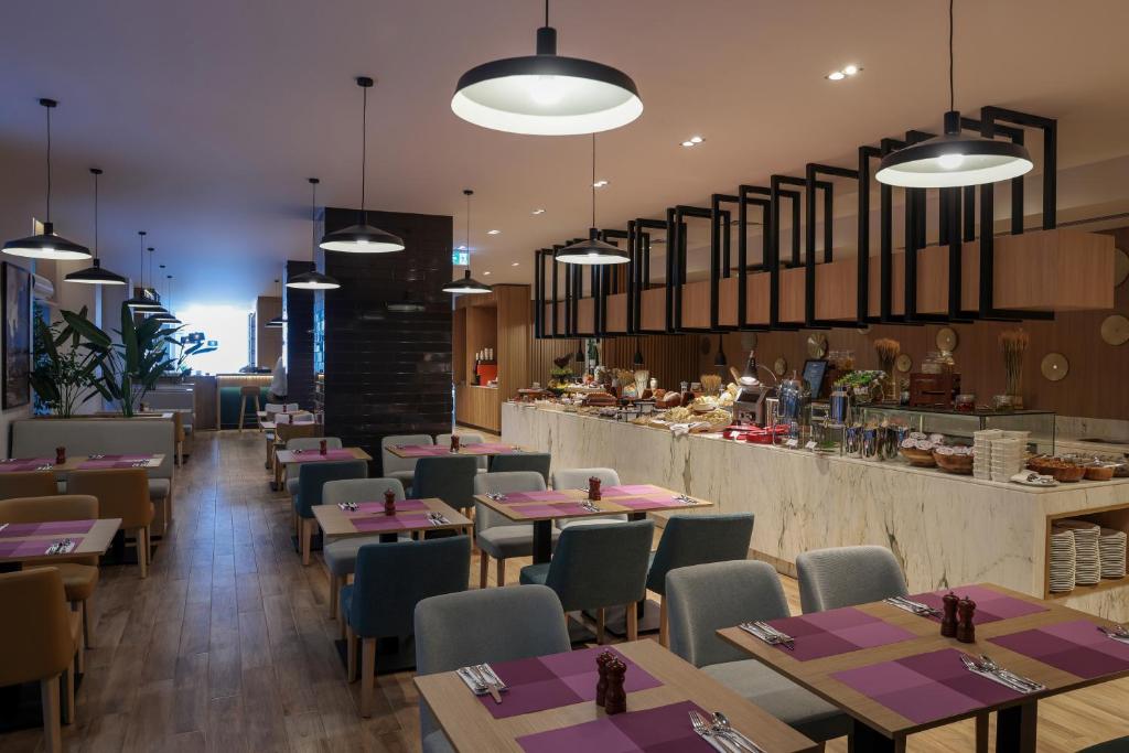 Radisson Hotel & Residence Riyadh Olaya, Riyadh (updated prices 2024)