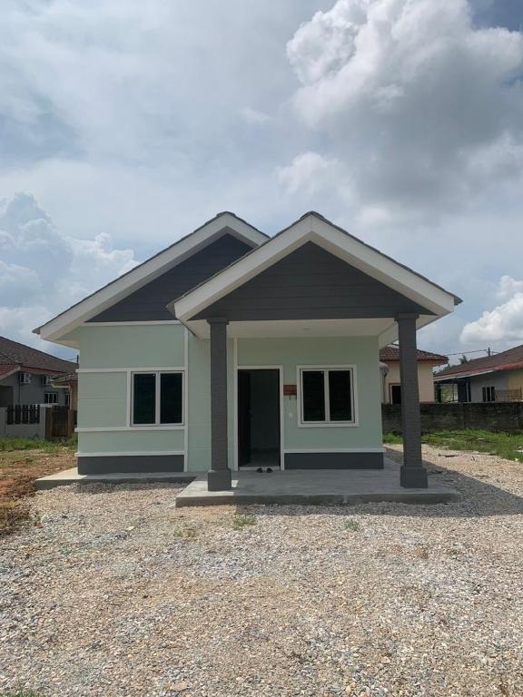 HOMeSTAY DAMIA - Islam Homestay Only, Teluk Intan (updated prices 2025)