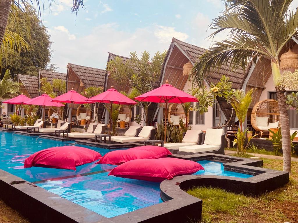 Pink Flamingo, Gili Islands (updated prices 2026)