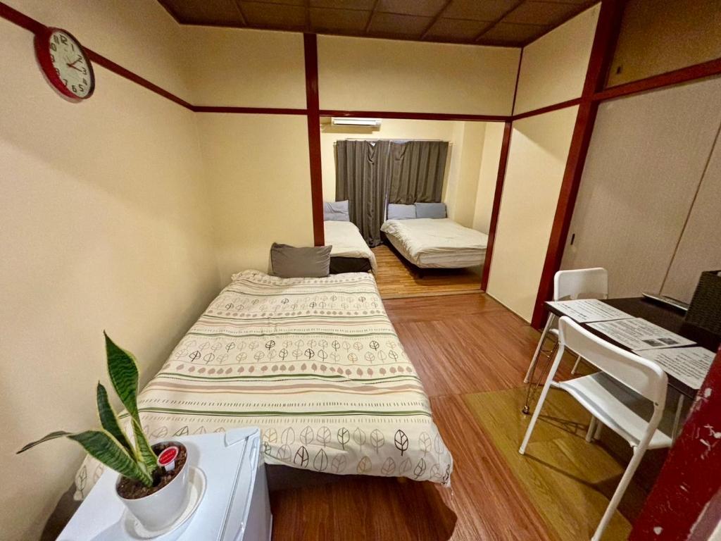 Three beds apartment with kitchen by Shinsaibashi, Osaka (updated prices 2025)