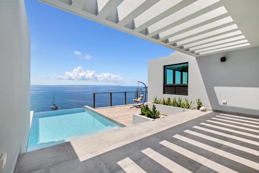 Seaside villa with the most stunning ocean view!, Culebra (updated ...