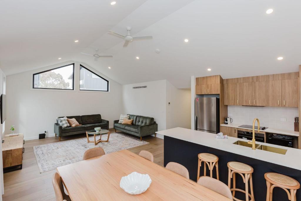 16B Rawson St, Jindabyne (updated prices 2026)