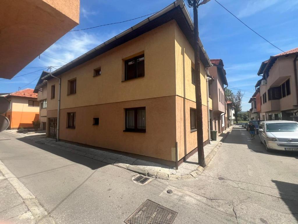 Elyca Apartman, Visoko (updated prices 2025)