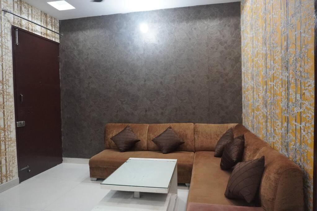 Opulent 3-BHK-Welstays Dhakoli, Zirakpur (updated prices 2025)