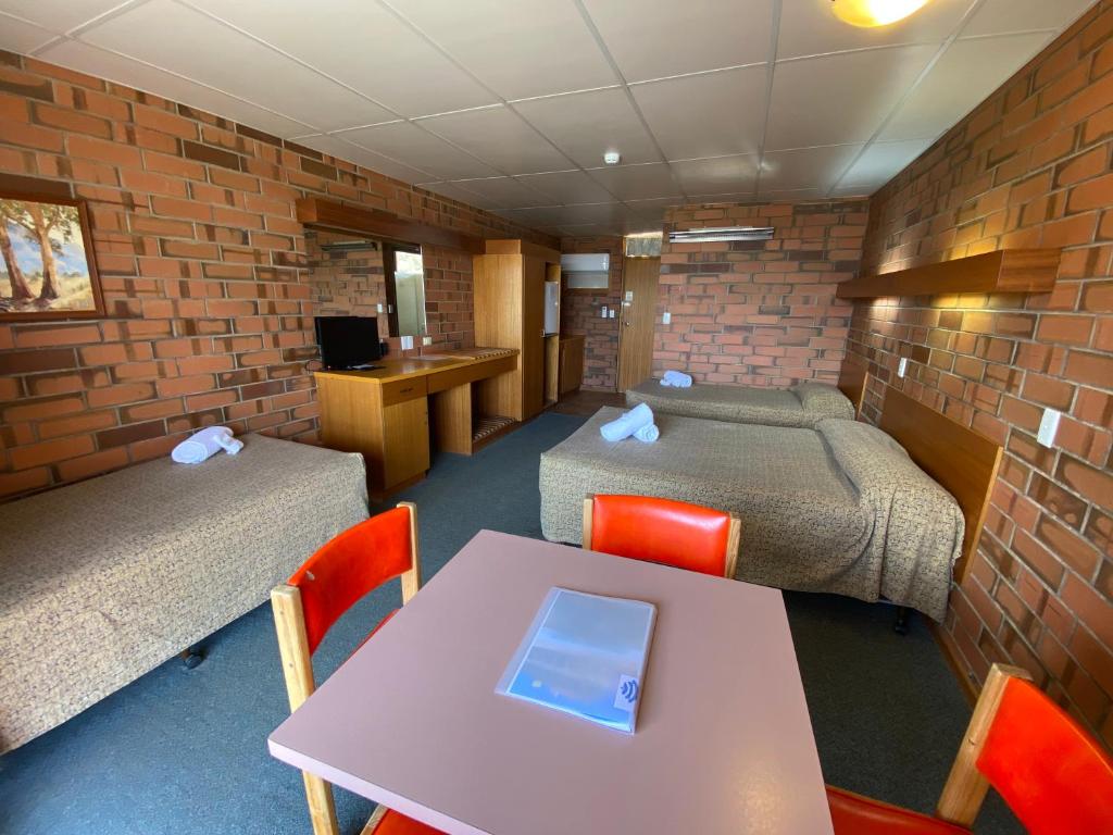 Hawker Hotel Motel, Hawker (updated prices 2025)