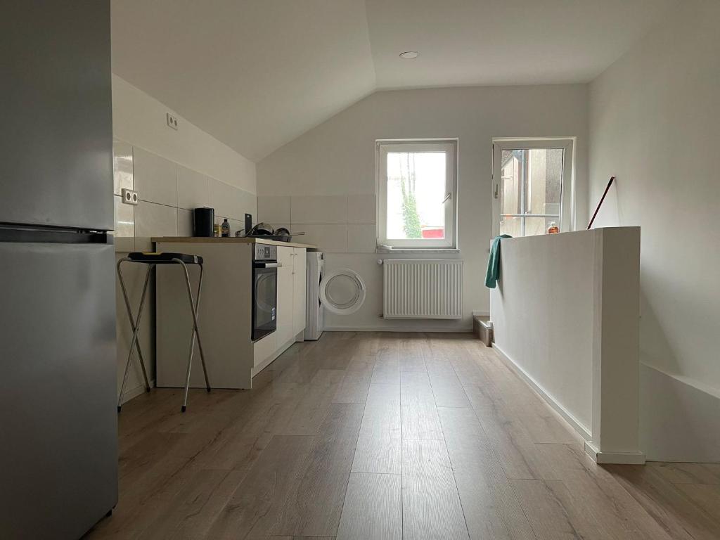 6 Betten - Küche - Diele - Bad - S15B, Wuppertal (updated prices 2025)