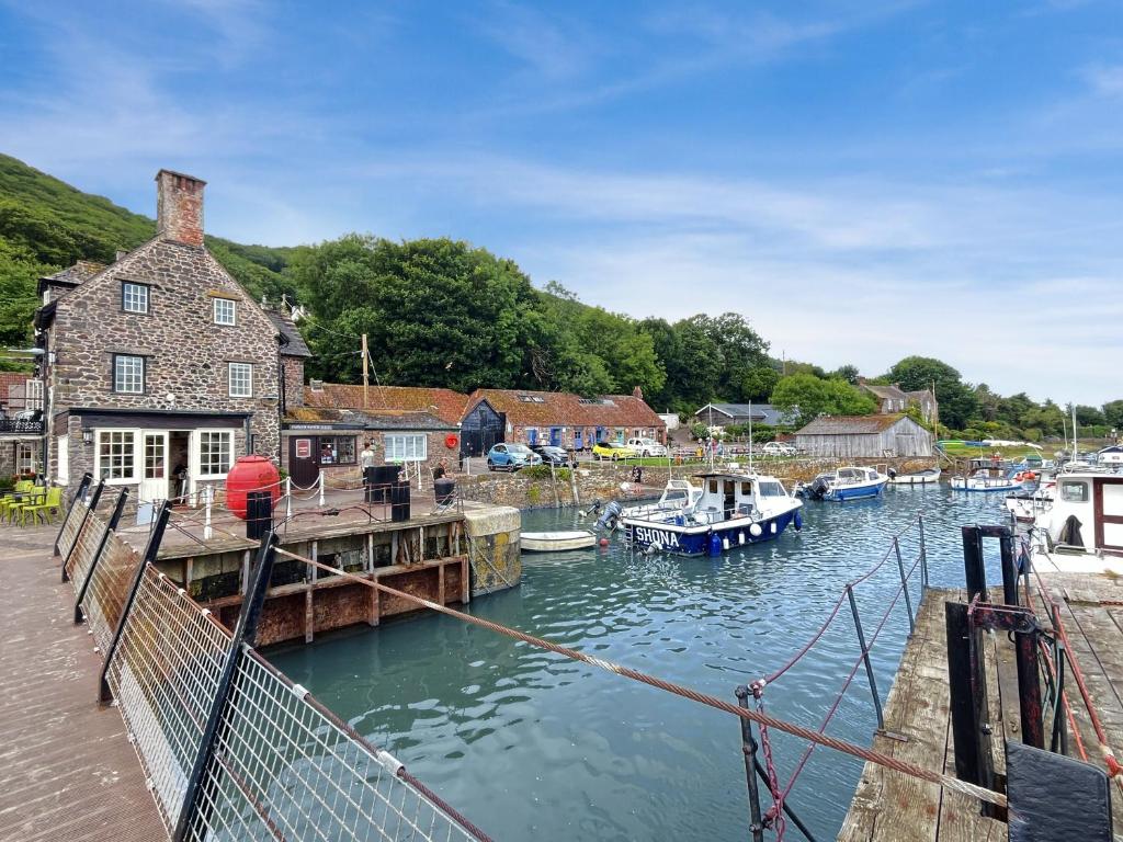 Harbour House Studio, Porlock Weir, Culbone (updated prices 2026)