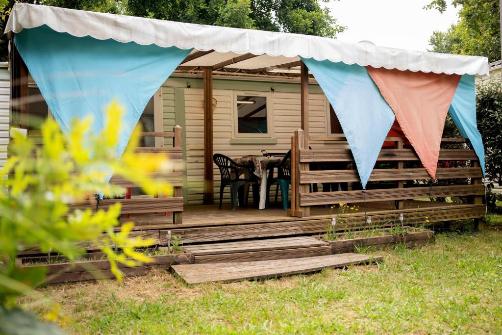 Mobil-home climatisé, camping 3étoiles, 5 min du Lac et à 15 min de ...