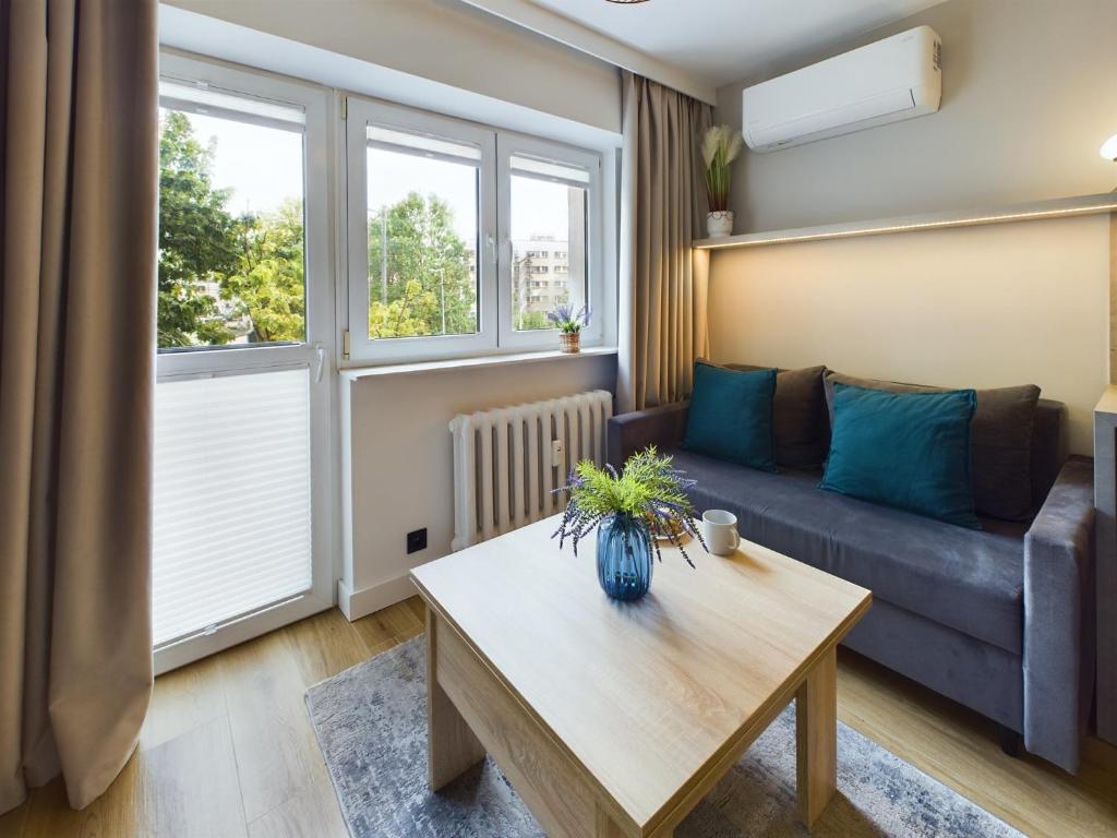 Beautiful Studio for Two People by Noclegi Renters, Warsaw (updated ...