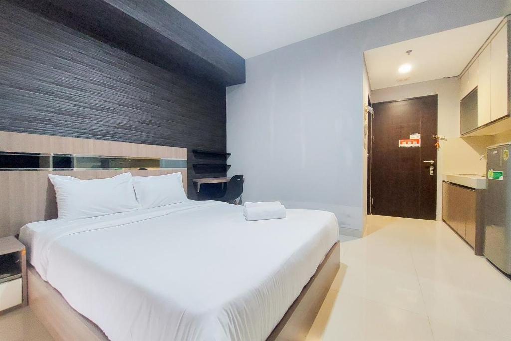 Simply Look Studio at Atria Residences Gading Serpong Apartment By ...