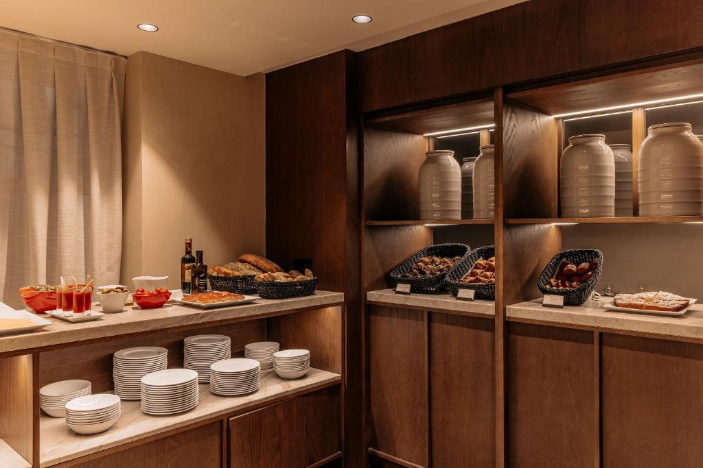 The Caesar Hotel, London (updated prices 2025)