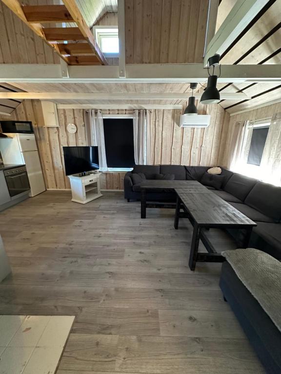 Koselig Sentrumsleilighet i 2 etg, Nes (updated prices 2025)