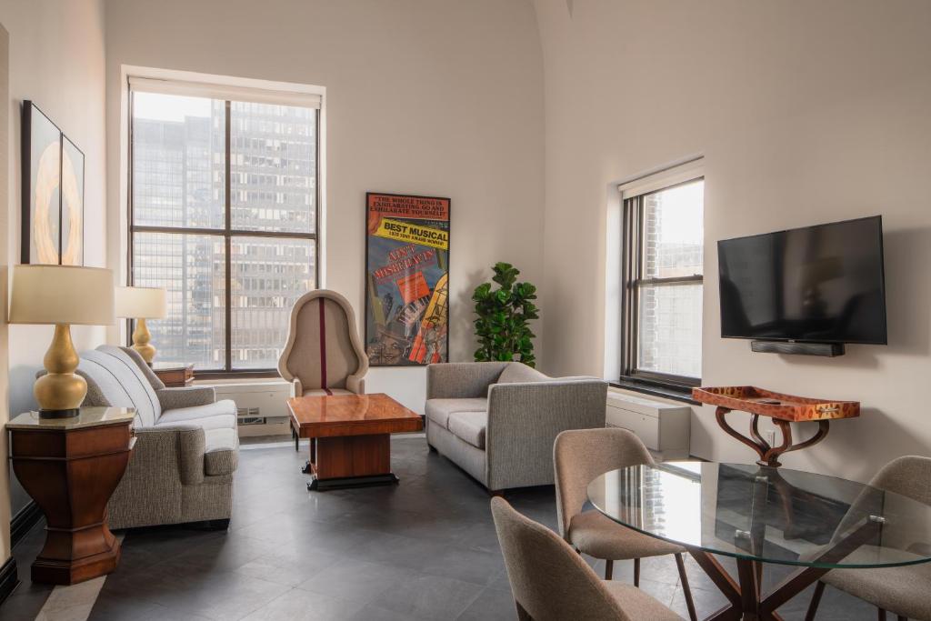 The Manhattan Club, New York (updated prices 2025)