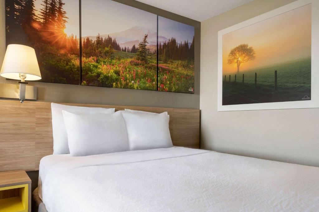 Days Inn by Wyndham Fresno South, Fresno (updated prices 2025)