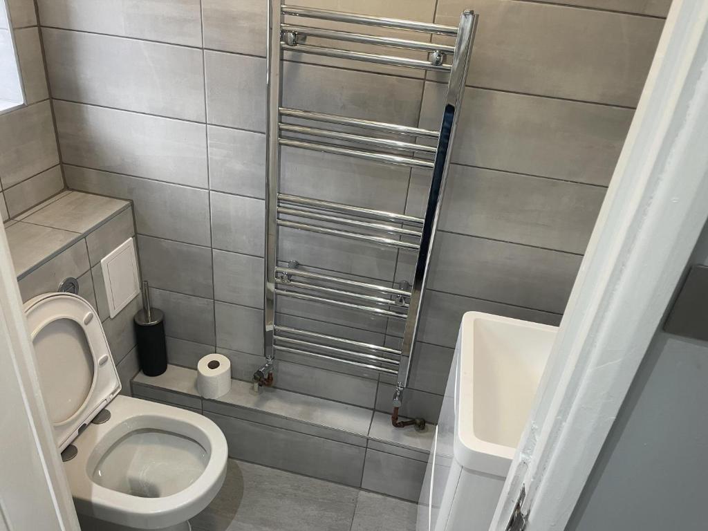 Cozy London Home with Three Bedrooms, London (updated prices 2026)