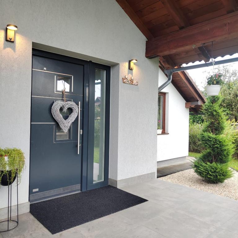 Vila Aron, Ruscova (updated prices 2026)