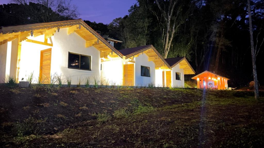 Cabana Refugio Alpino, Treze Tílias (updated prices 2025)