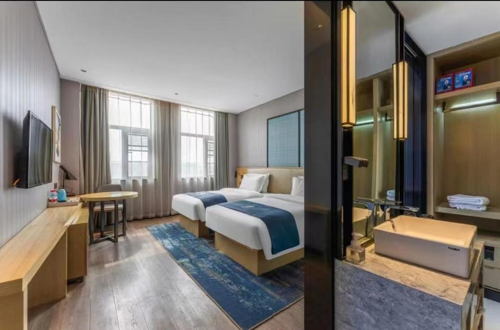 Echarm Hotel Wuhan Wuhu Gaoche Metro Station, Shekou (updated prices 2025)