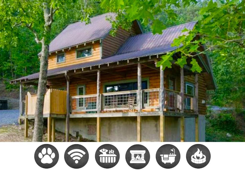 Adelaide's Den cabin, Townsend (updated prices 2026)