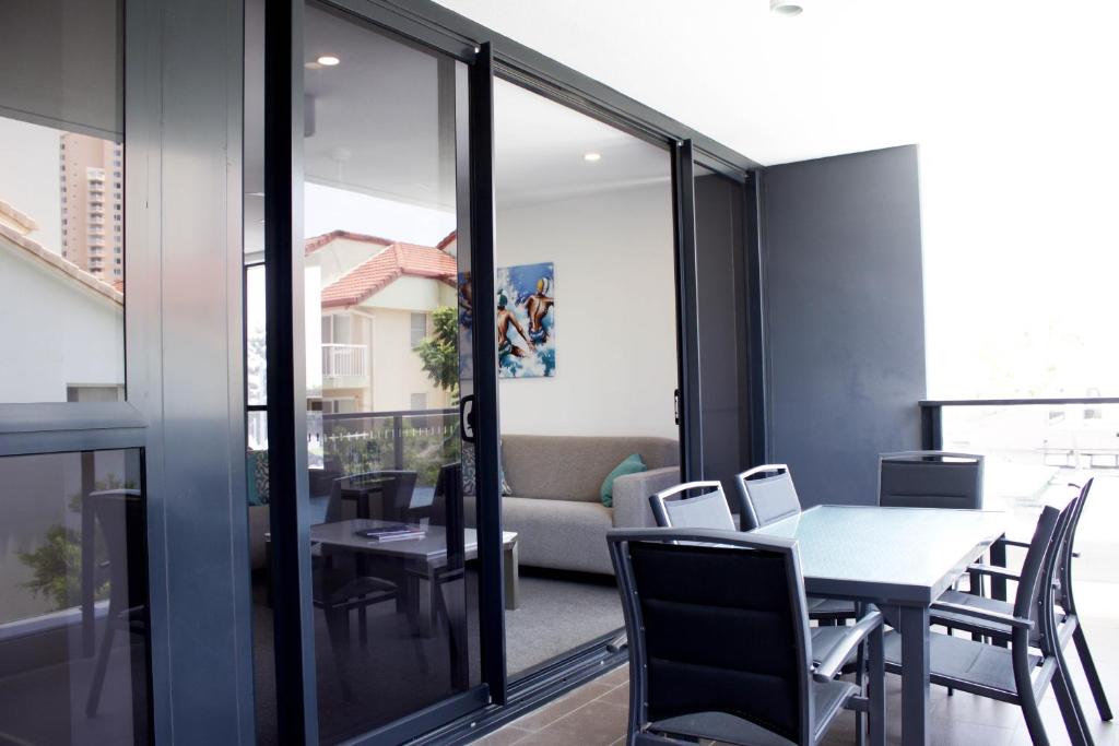 Synergy Broadbeach - Official, Gold Coast (updated prices 2025)