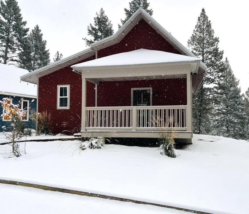 Elk Ridge Village 301B Cozy Cabin with views of Flathead Lake, Lakeside ...