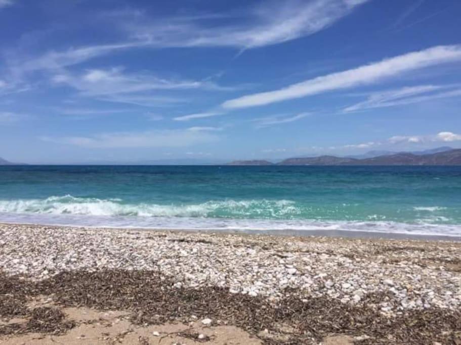 Blue lagoon studio, Korinthos (updated prices 2025)