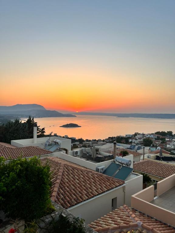 Villa Petaloúda, Plaka (updated prices 2026)