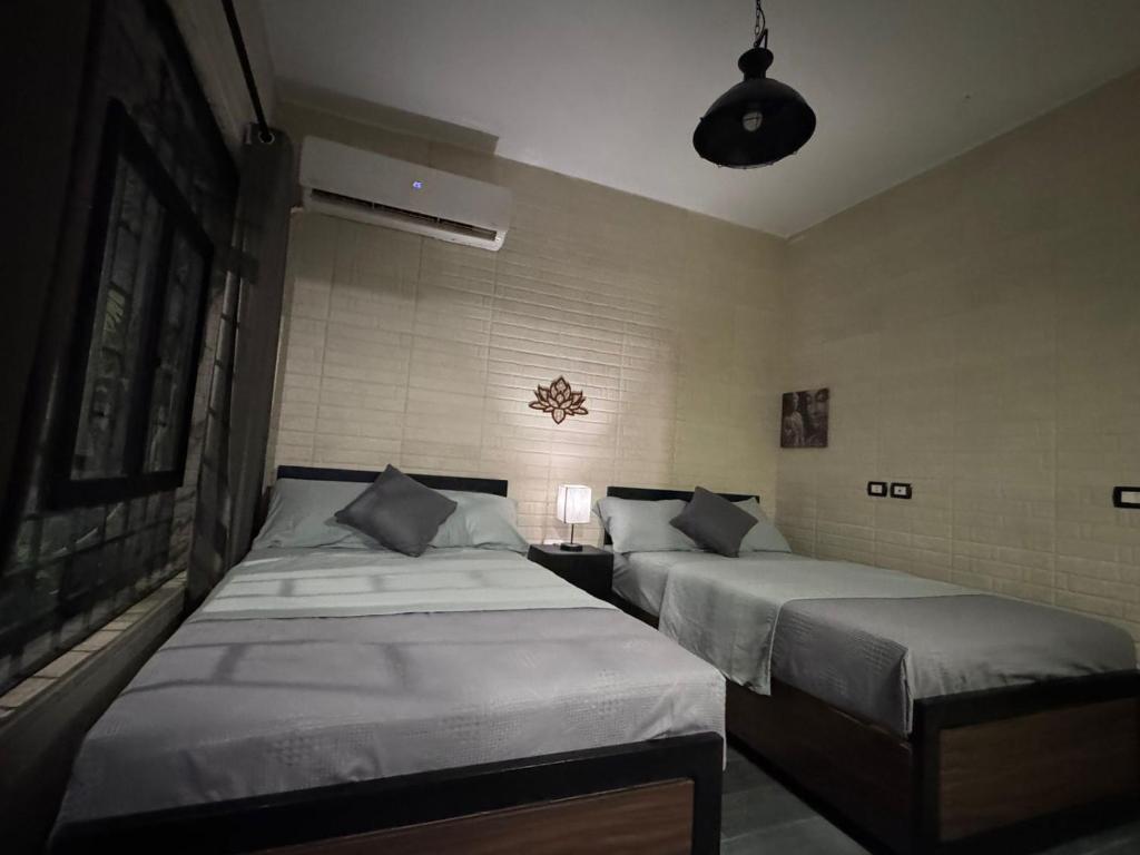 Duplicate Cozy 1BR apartment with a private entrance and patio, Cairo (updated prices 2025)