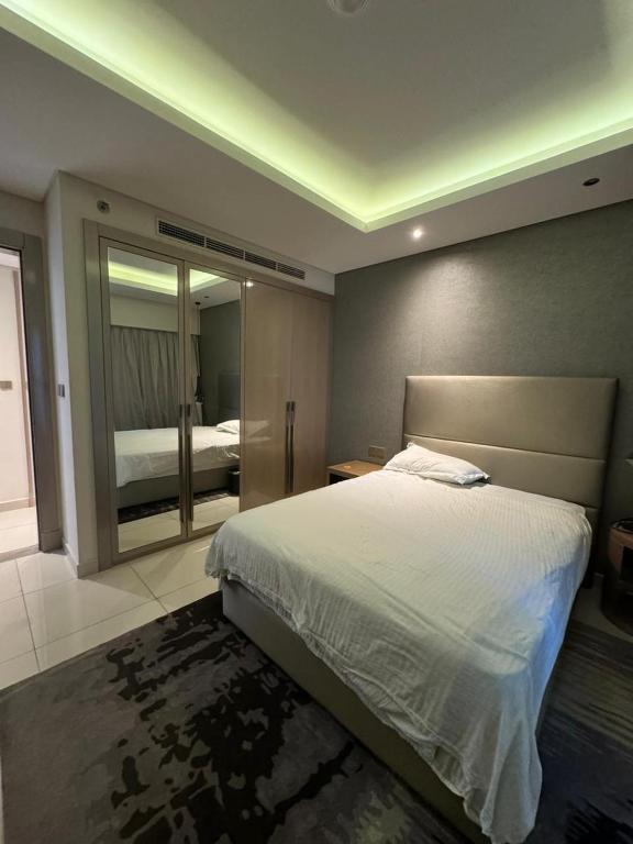 Damac towers by paramount residence, Dubai (harga terbaru 2025)