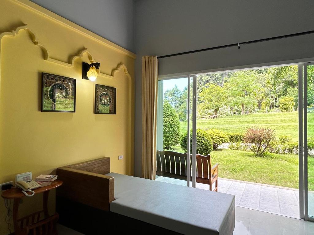 Arawan Beach Resort Krabi, Ao Nam Mao (updated prices 2025)