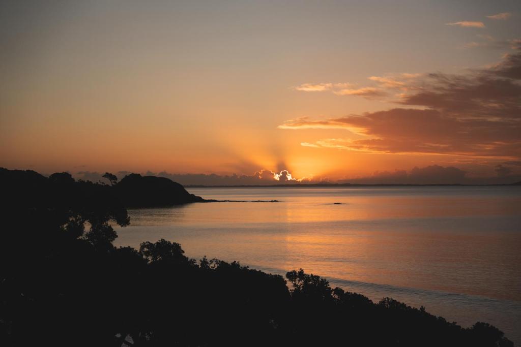 Sunlit Bay Villas, Coopers Beach (updated prices 2026)