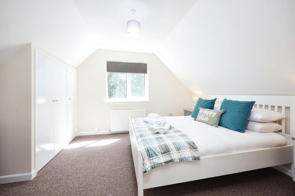 Birdham Four, Bembridge (updated prices 2026)