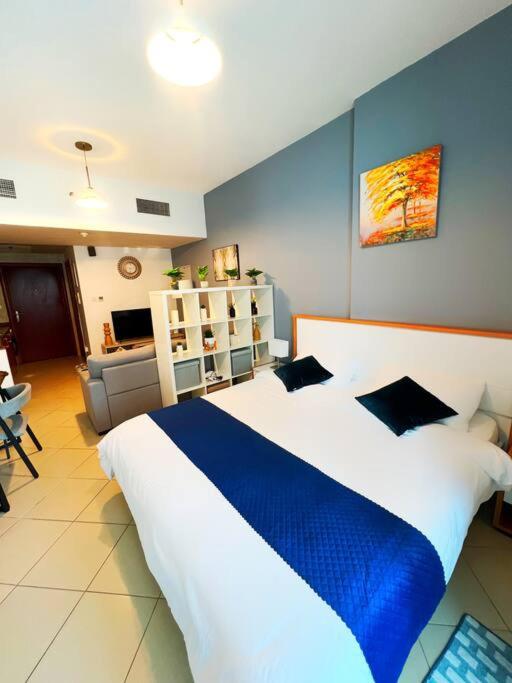 Studio Marina 7min from JBR, Near Transport, Dubai (updated prices 2025)