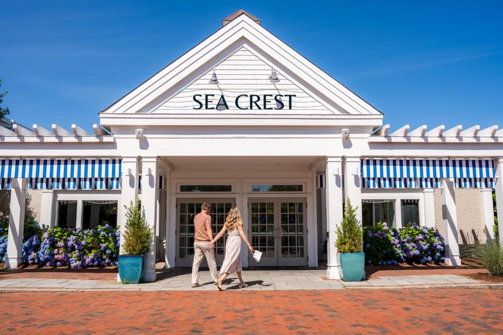 Sea Crest Beach Resort, Falmouth (updated prices 2025)