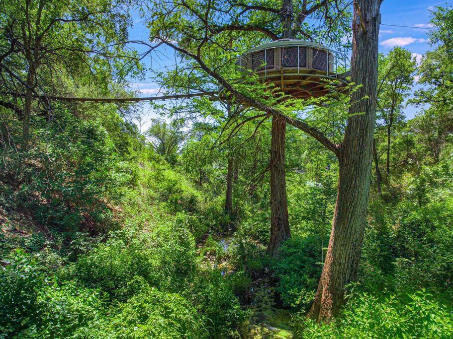 LOFTHAVEN TREEHOUSE A beautiful Sky Yurt, Spicewood (precios ...