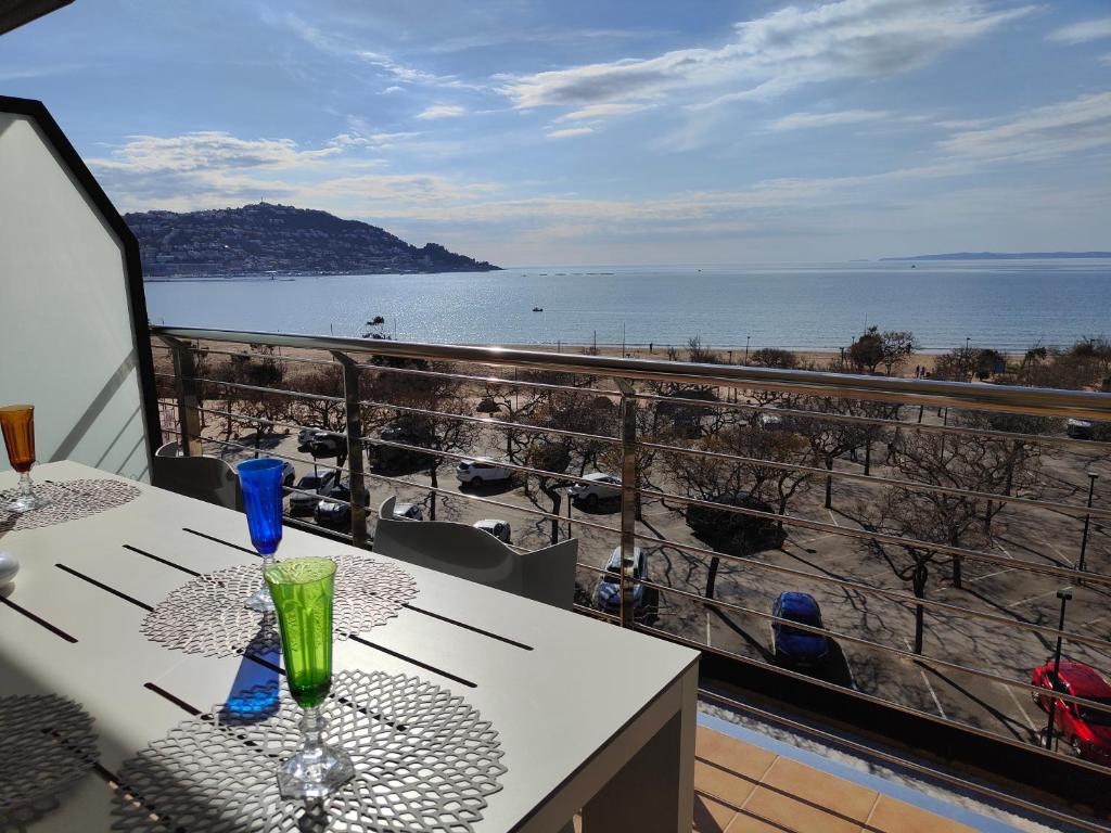 Global Immo 4082 MILLENI DUPLEX, Roses (updated prices 2024)