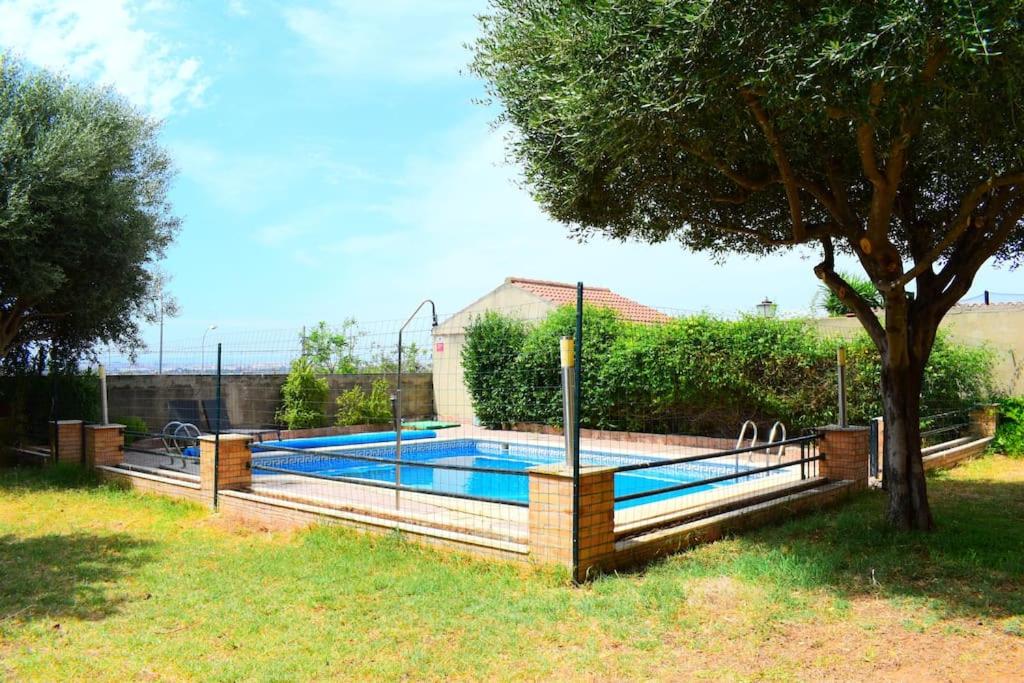 Sevilla Pool & Metro, Montequinto (updated prices 2026)