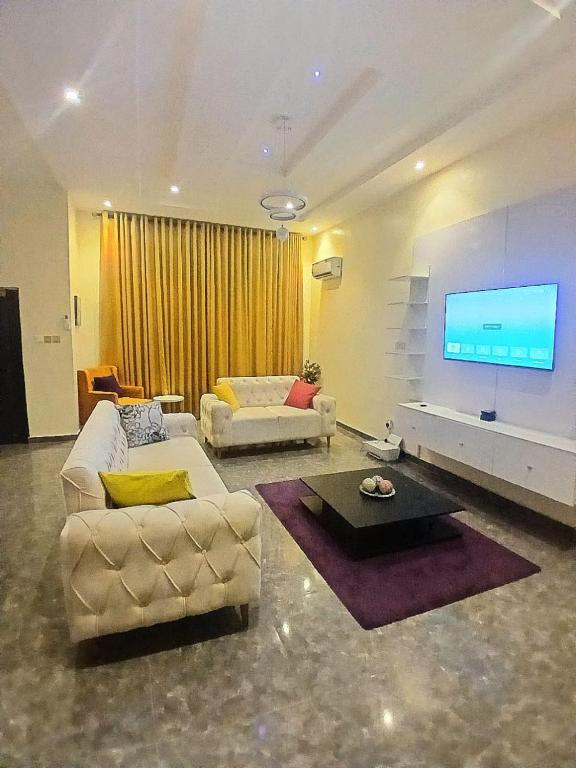 Brilion Apartments, Ikota (precios actualizados 2025)