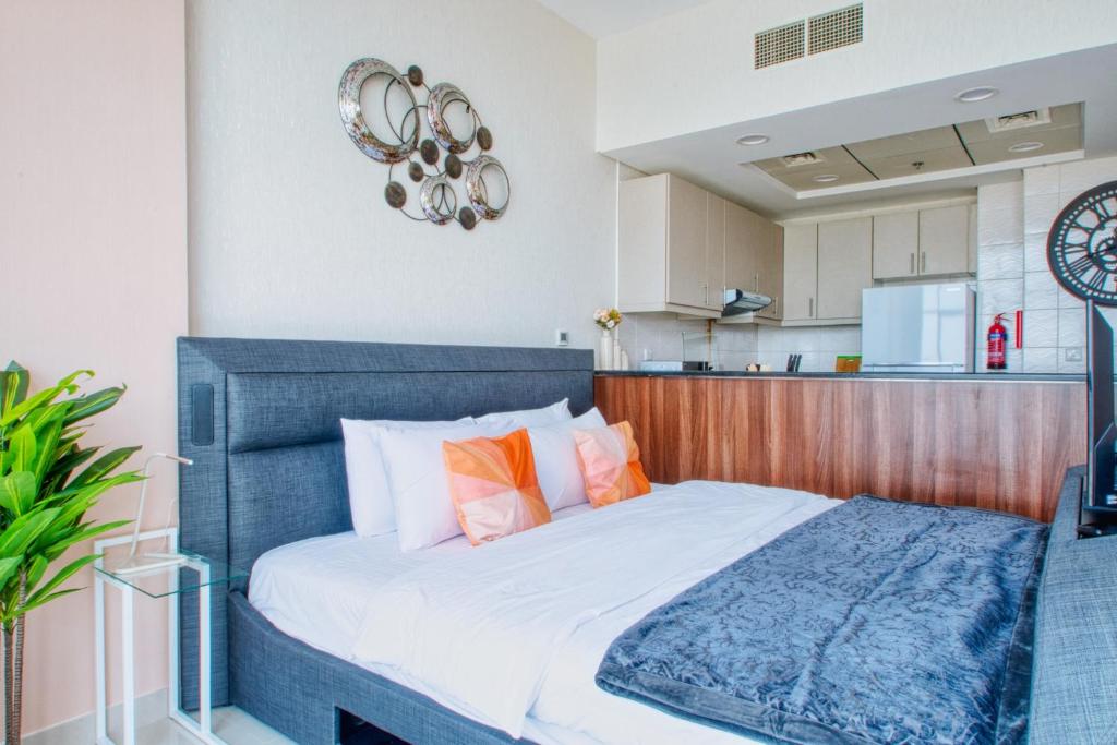 Airvistas Studio Apartment At Reef Residence JVC, Dubai (updated prices ...